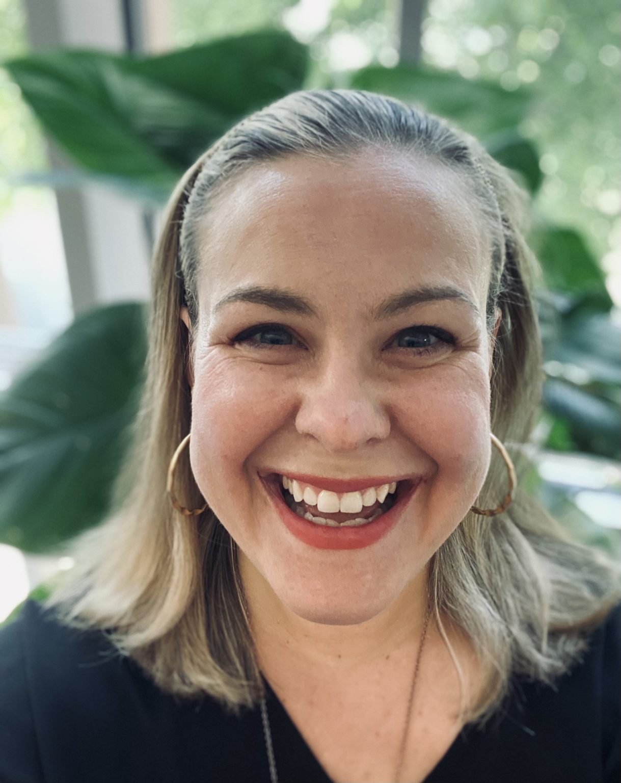 Stephanie Gravelle Teaches the World to Sing, Literally! | jingkids ...